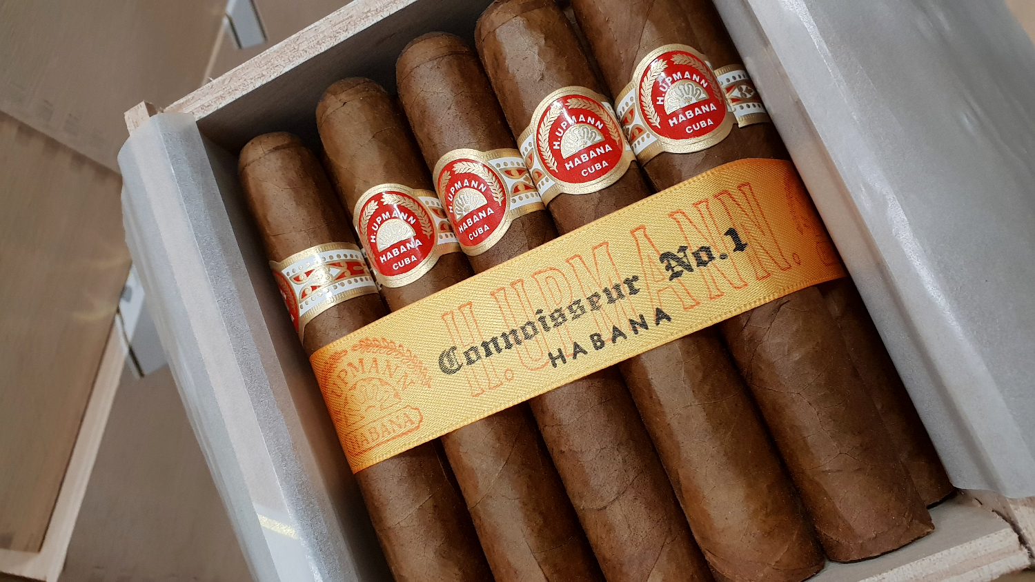 Celebration of wrappers - Cigars Discussion Forum "the water hole ...