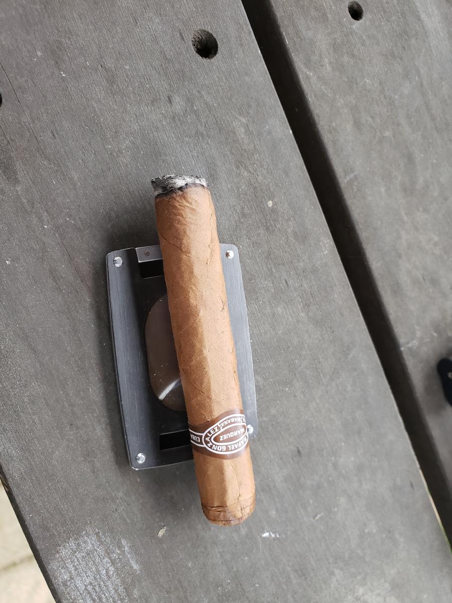 RG Perlas AUM DIC 13 (QRCRW) - Cigars Discussion Forum "the water hole ...