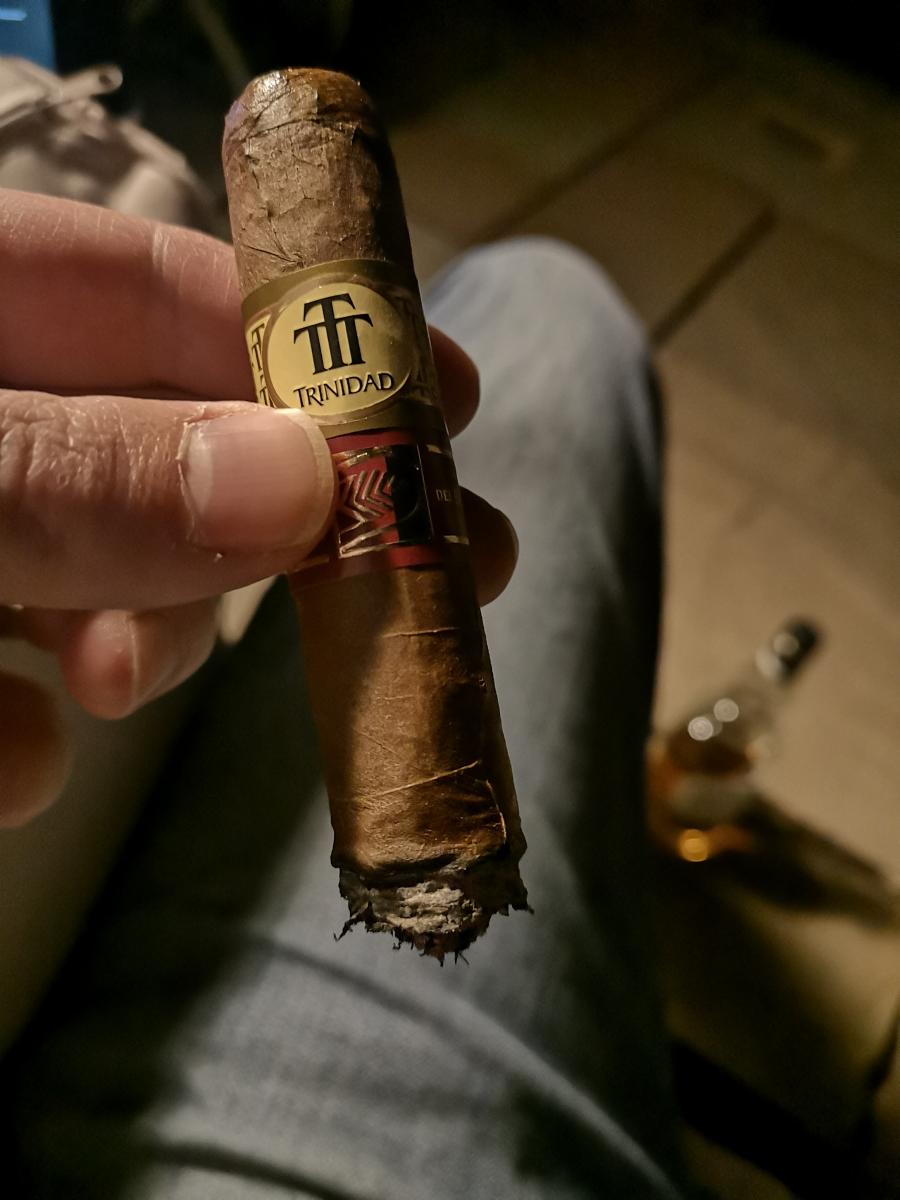 Trinidad LaTrova RAG JUN 18 (BGRW) - Cigars Discussion Forum "the water ...