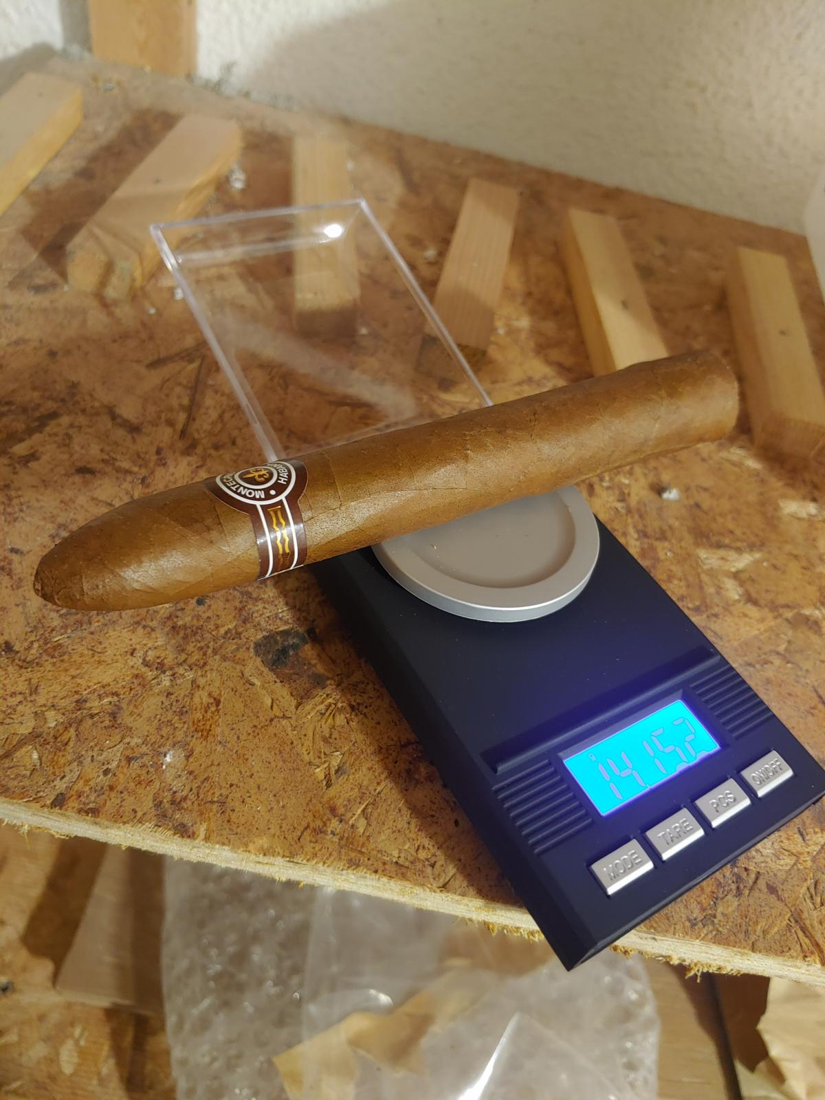 Montecristo No.2 REG FEB 20 (MRW2) - Cigars Discussion Forum "the water ...