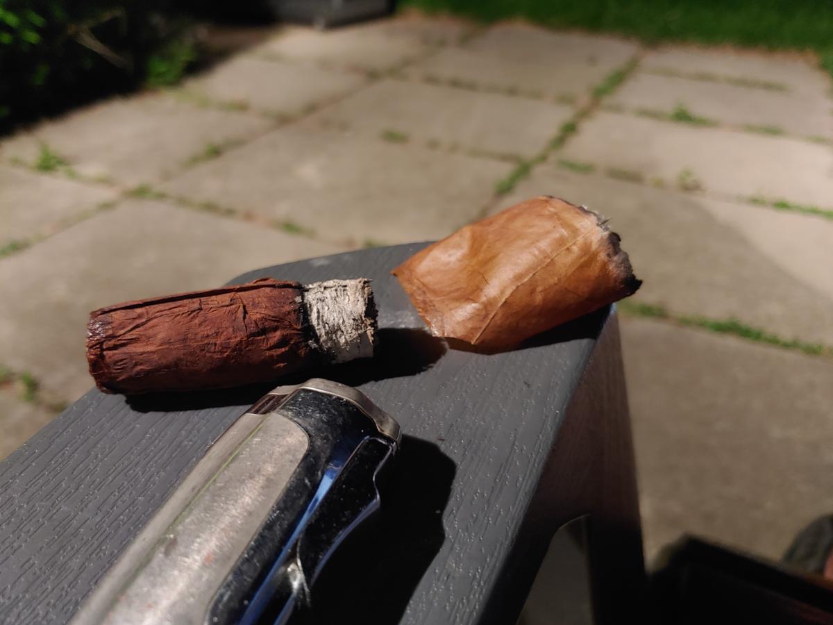 Montecristo No.2 REG FEB 20 (MRW2) - Cigars Discussion Forum "the water ...