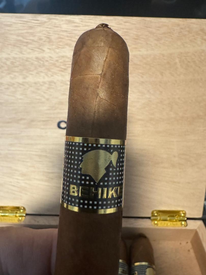 Suspect Behike 56 - Suspect Cigar Forum - Friends of el Habano Cuban ...