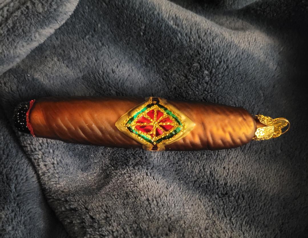 This year, I need to make room on the Christmas tree. - Cigars ...