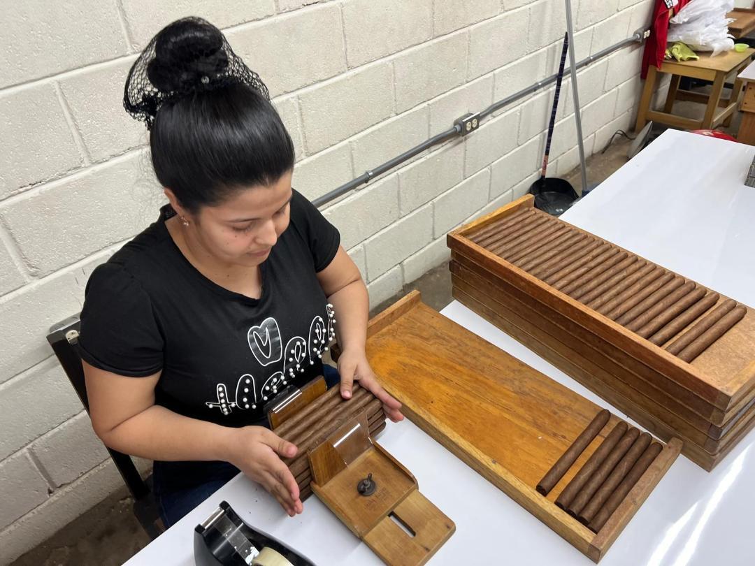 MOFOH Fat Fundy launches Saturday - Cigars Discussion Forum "the water ...